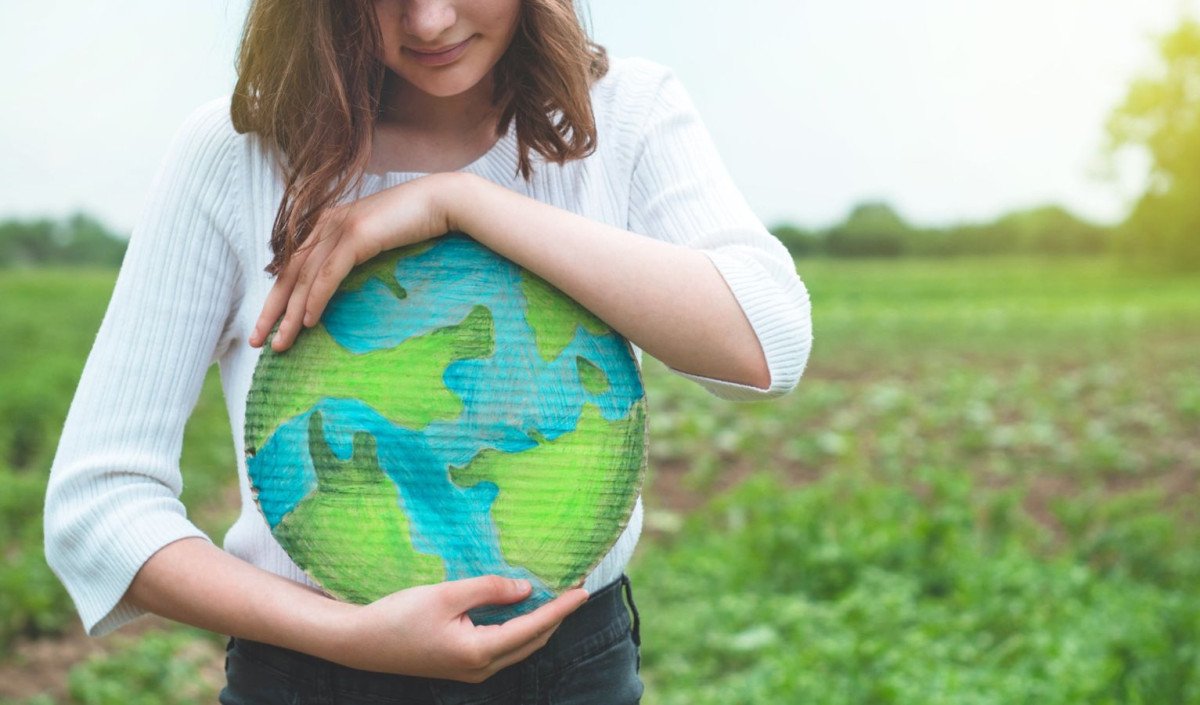 Dig deep into green jobs | BCHydro Power Smart for Schools